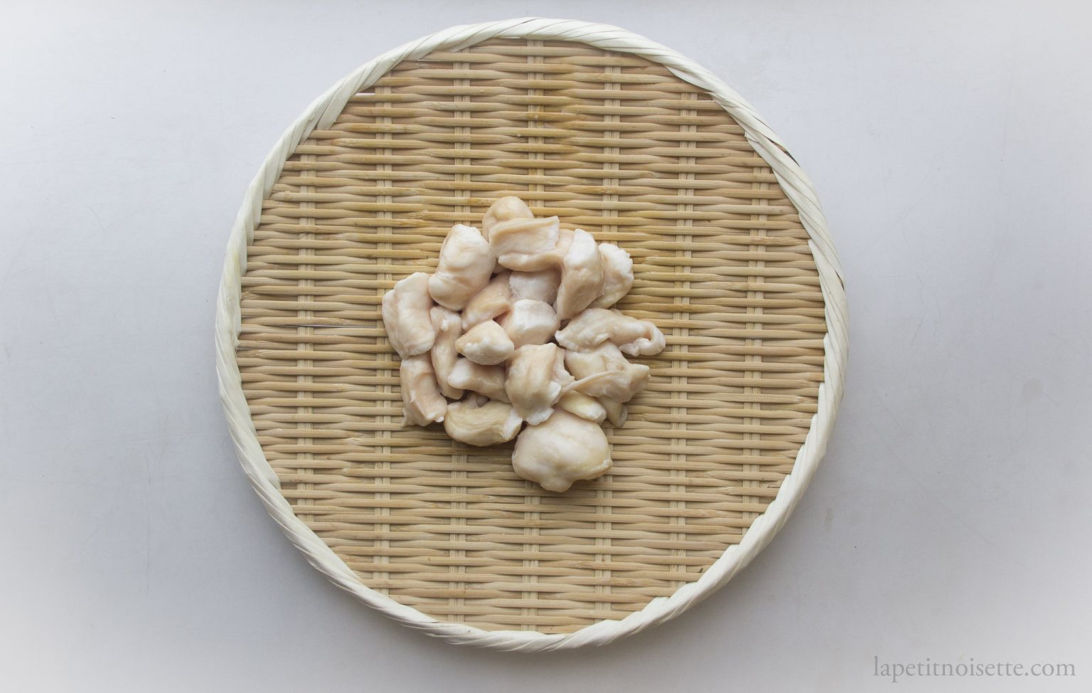 Motsunabe recipe もつ鍋 – The Japanese Food Lab