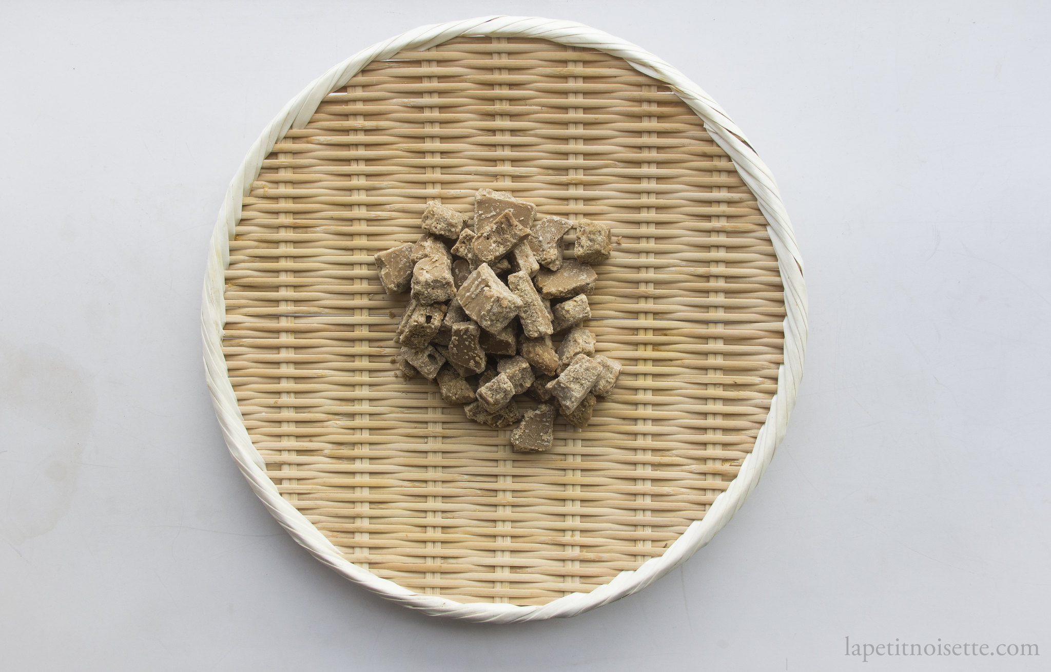 Okinawa Black Sugar Umeshu (沖縄の黒糖梅酒) – The Japanese Food Lab